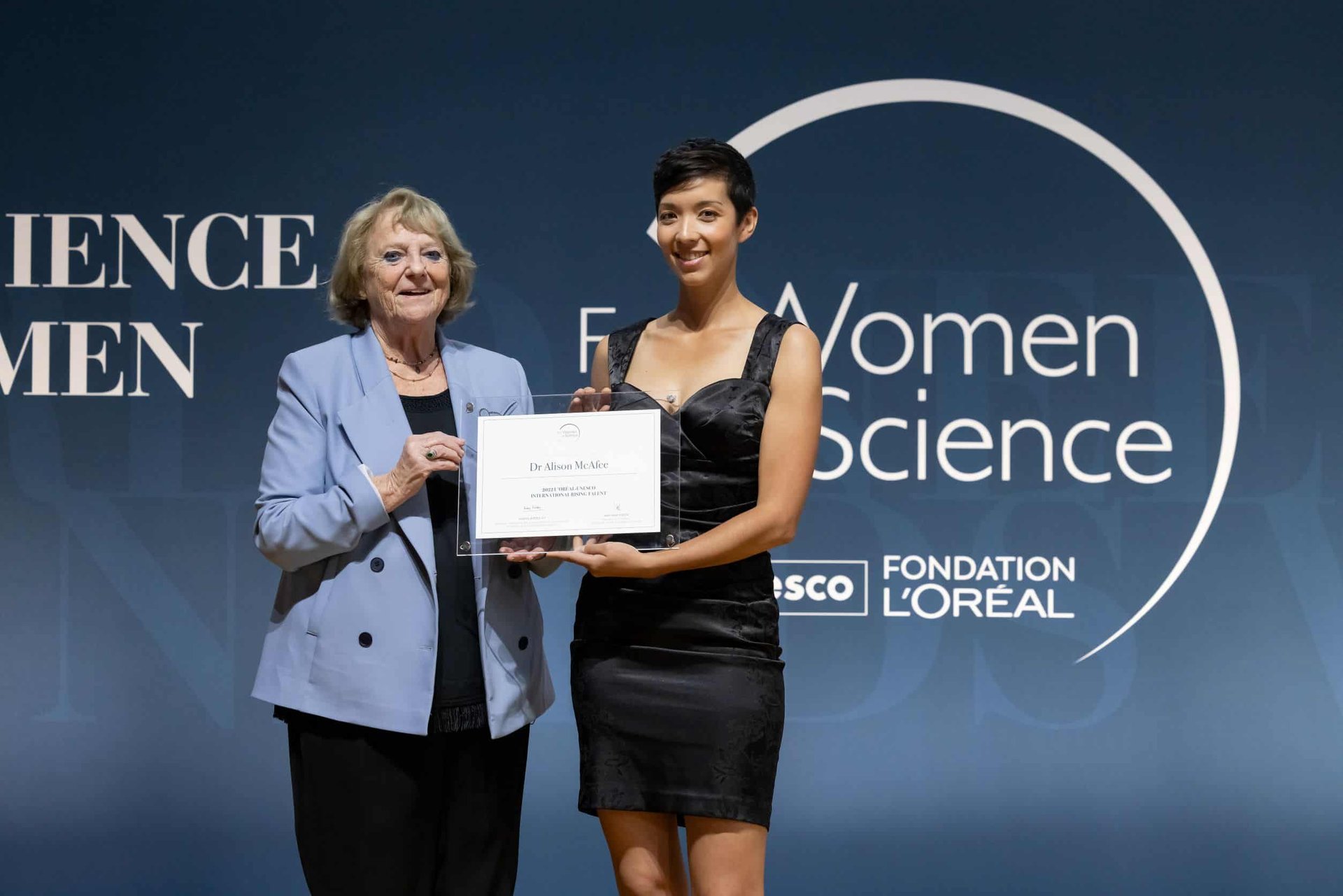 A CANADIAN SCIENTIST RECOGNIZED AS A L'ORÉAL-UNESCO FOR WOMEN IN ...