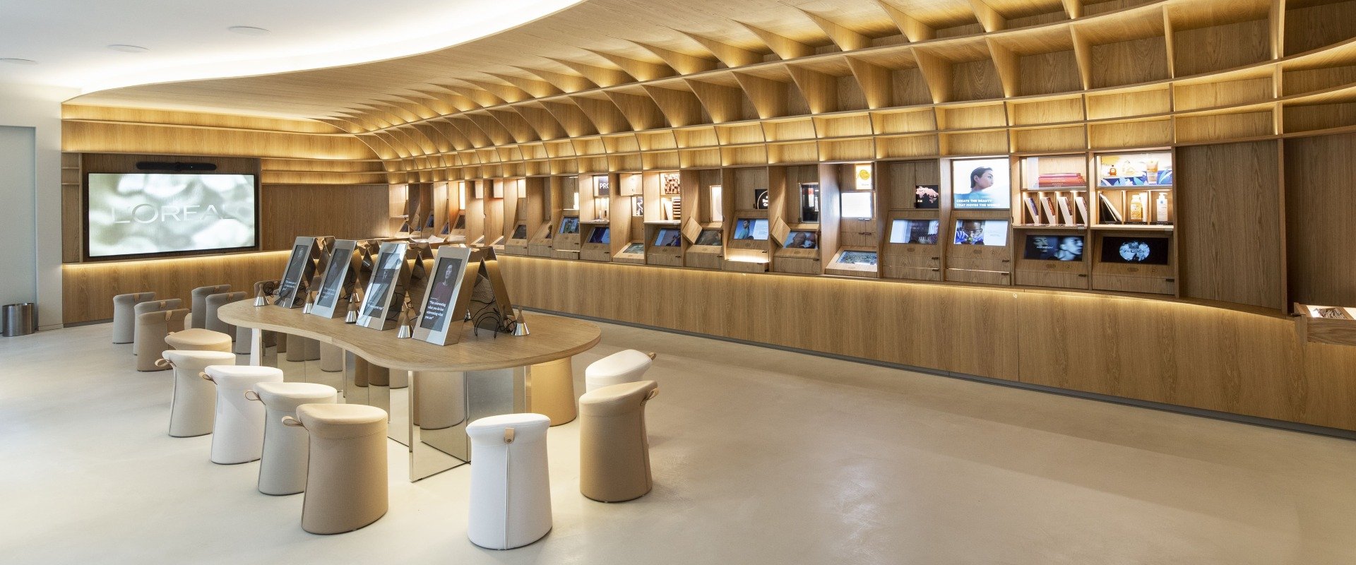 L'Oréal inaugura en París el espacio Le Visionnaire