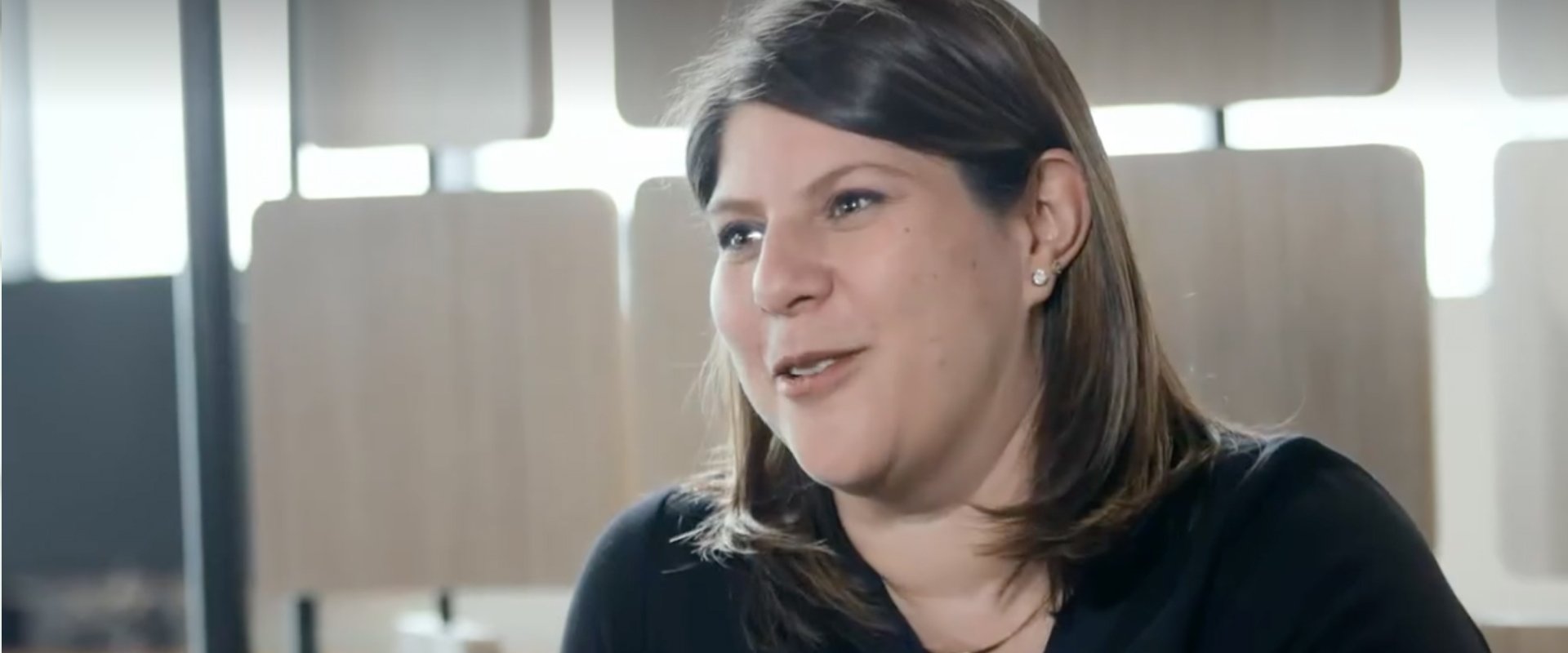 Ana Ponce's Instagram, Twitter & Facebook on IDCrawl